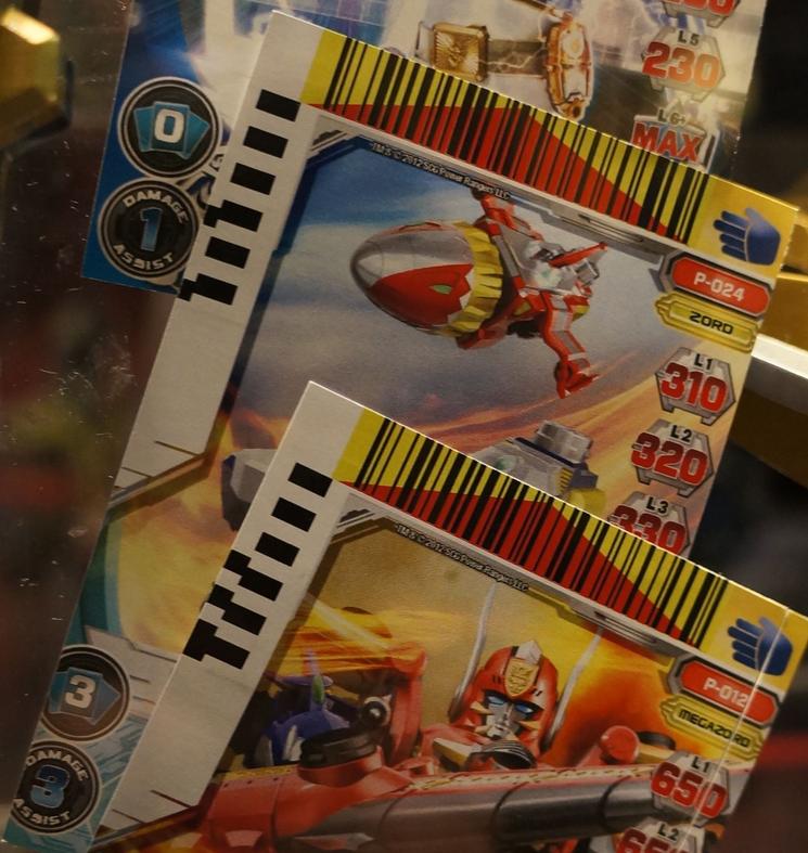Power Rangers Megaforce Trading Card Game Announced - Tokunation