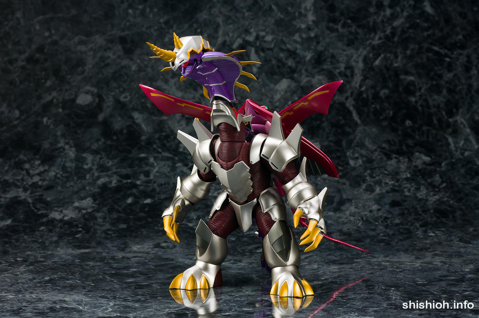 SH Figuarts Genocider Pictorial Review - Tokunation