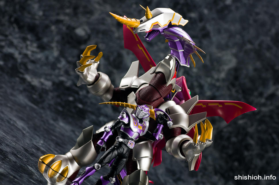 SH Figuarts Genocider Pictorial Review - Tokunation